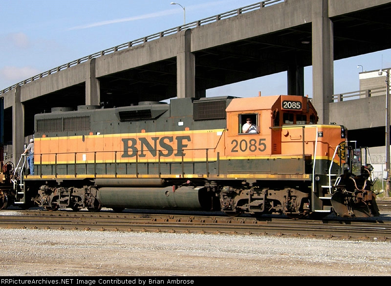 BNSF 2085